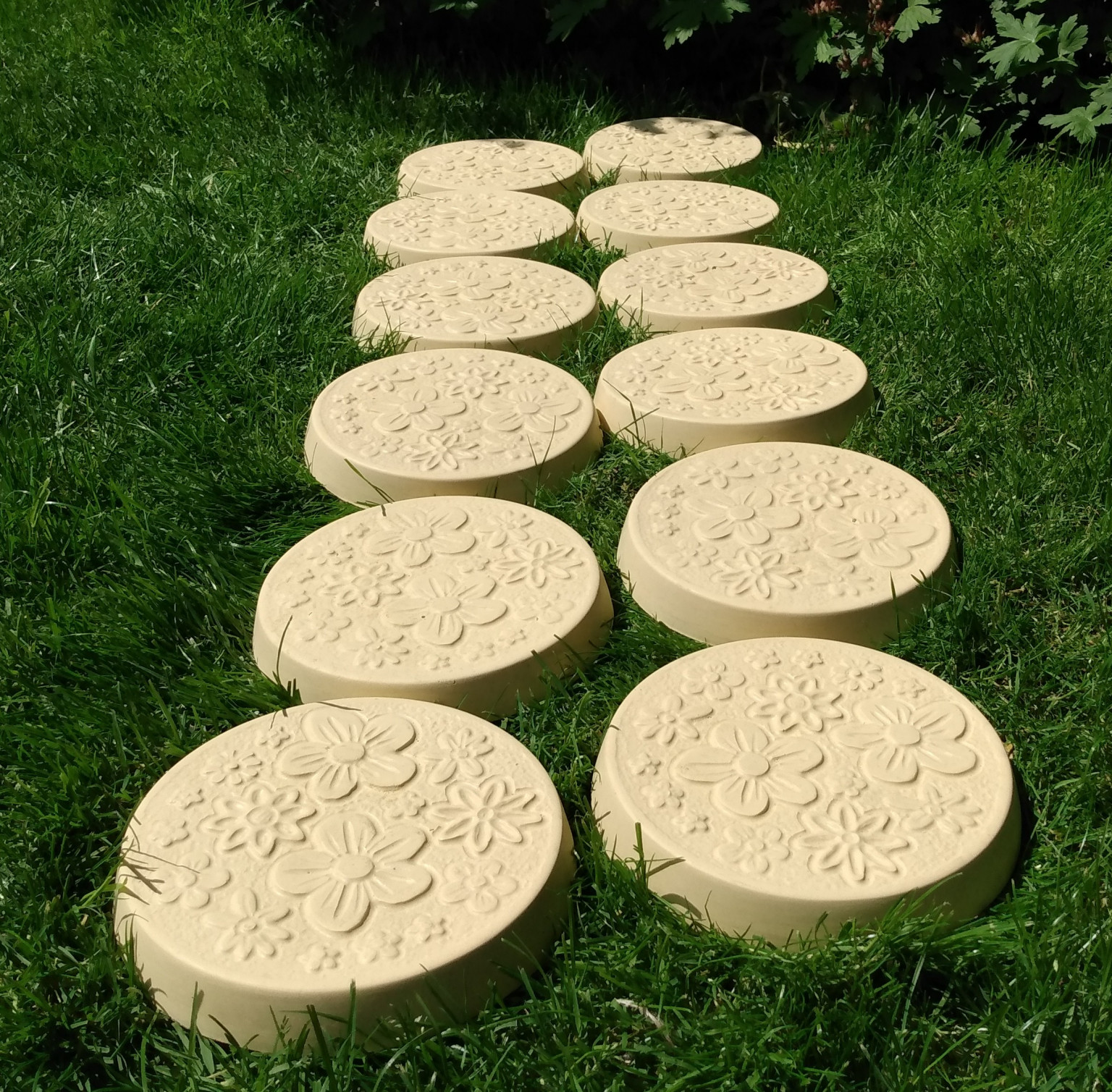 Garden Daisy Stepping Stones Order Online Now!